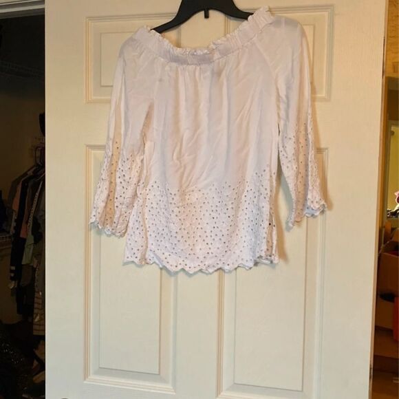 Style Envy | Tops | Styleenvy Whiteblousem | Poshmark